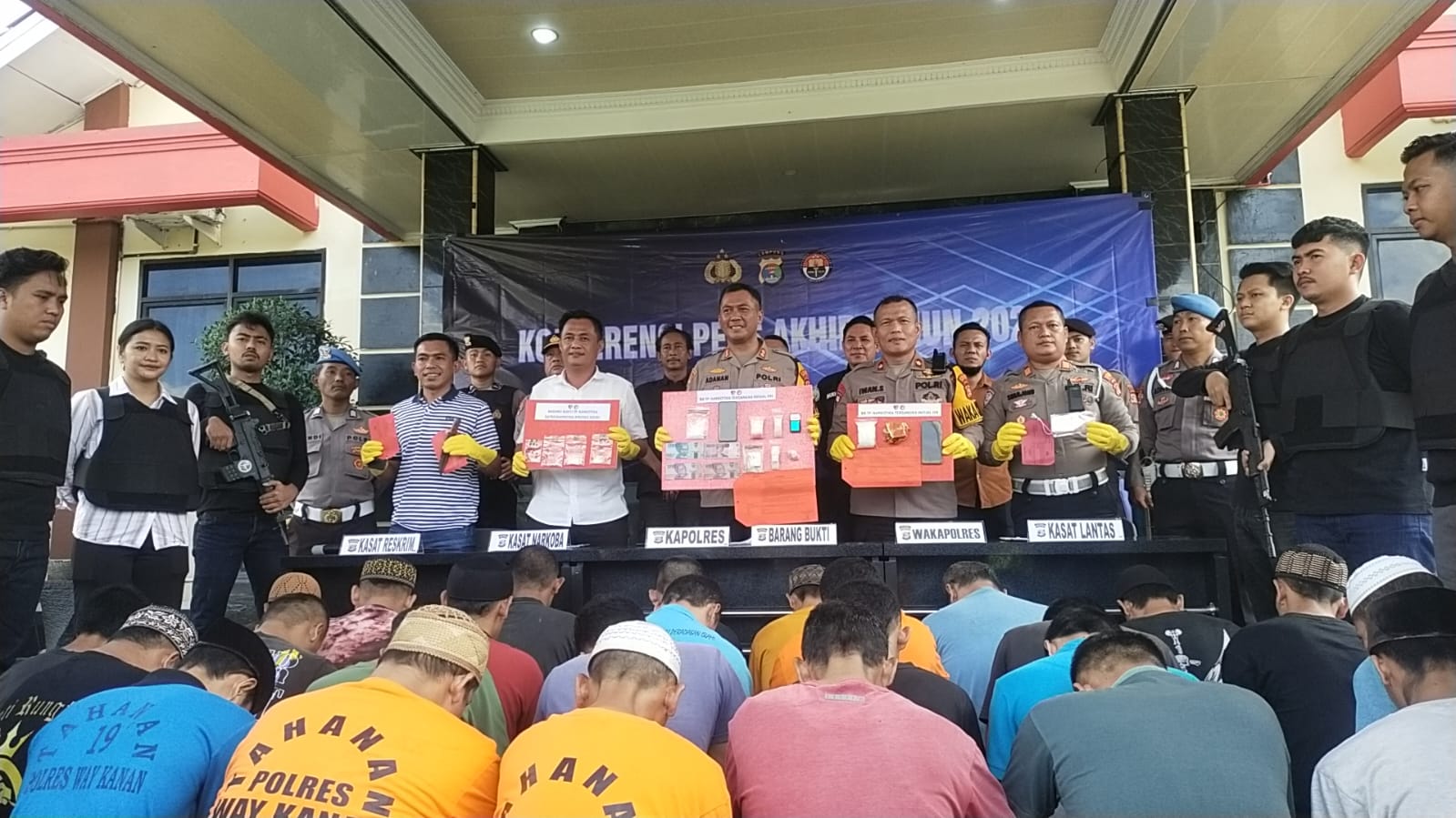 Selama Tahun 2024, Polres Way Kanan Berhasil Mengamankan 54 Pelaku ...